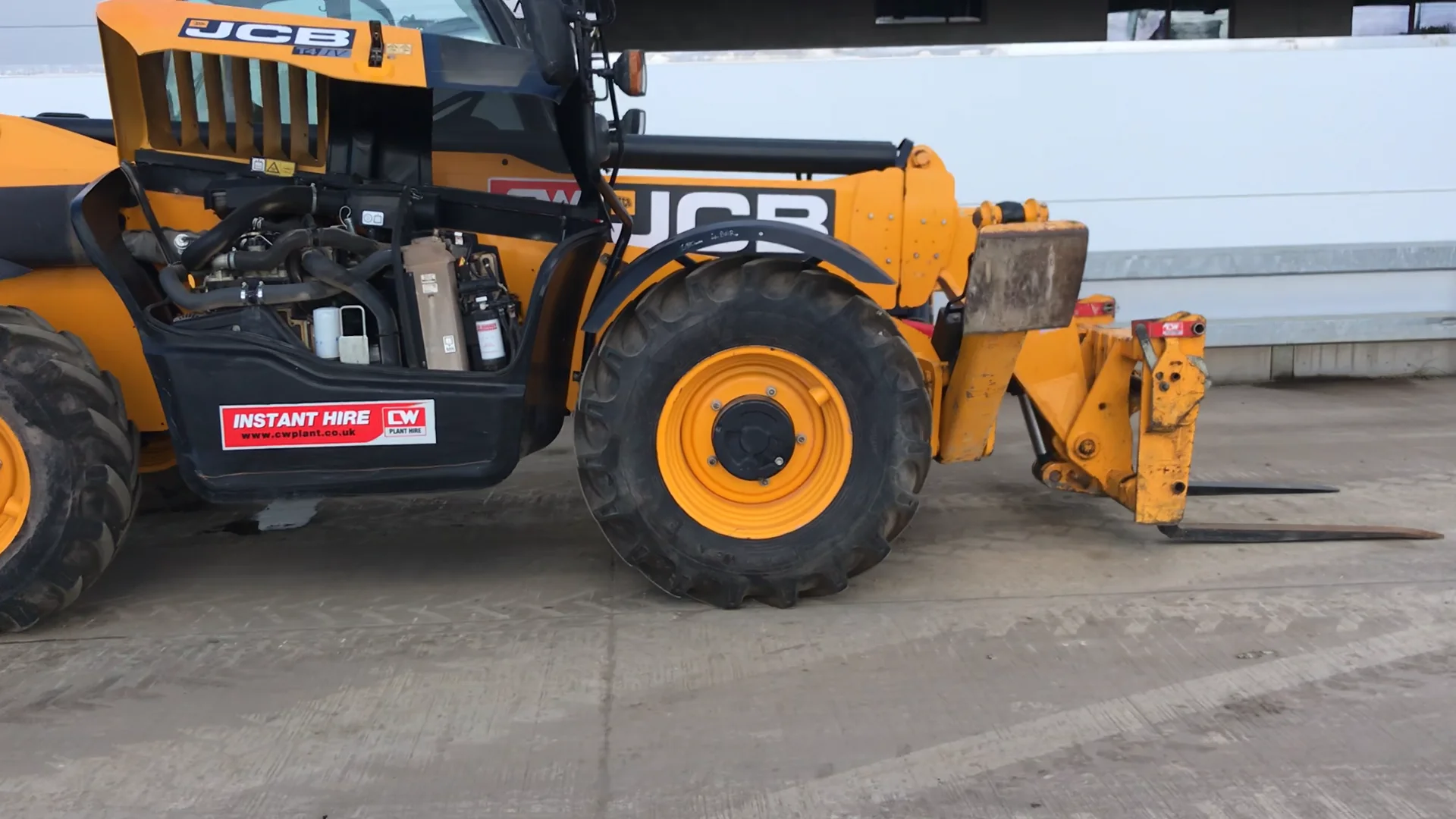 JCB 535-125 Hi Viz - Leeds September 22 on Vimeo