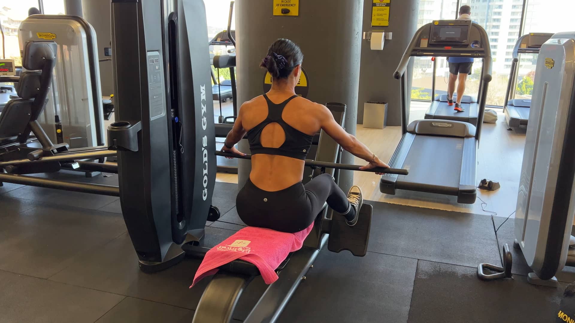 Seated high elbow cable row on Vimeo