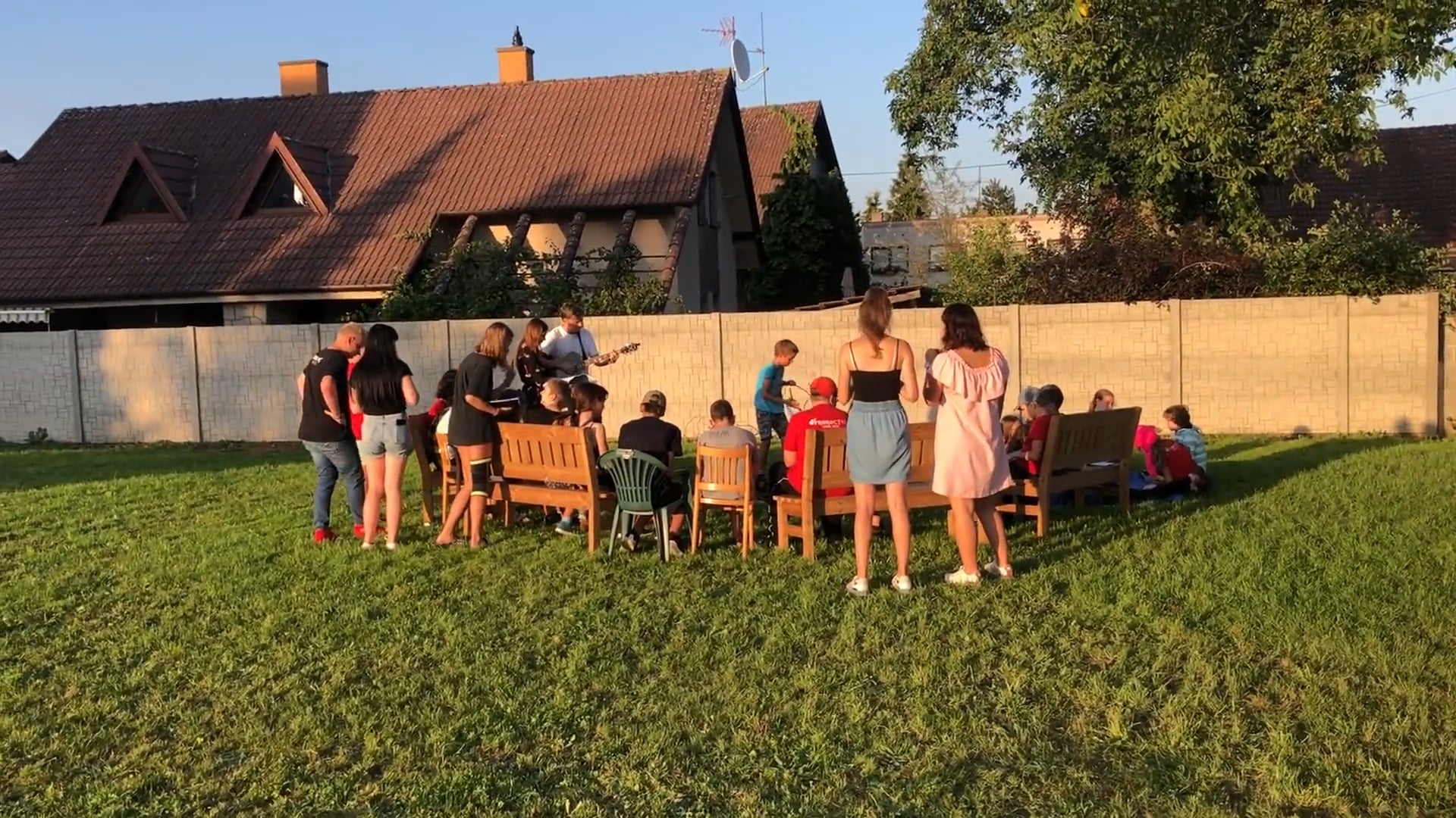 Přespávačka s grilováním.mp4 on Vimeo