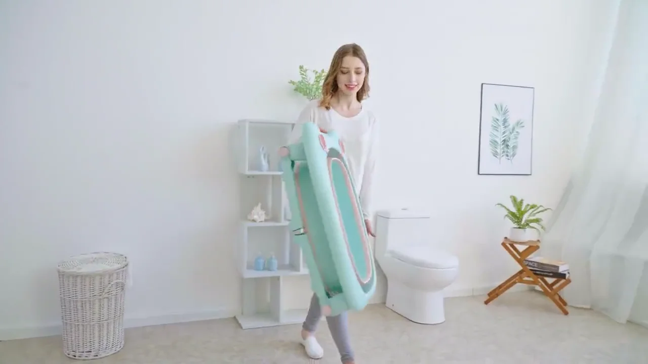 Asiento de baño para bebé on Vimeo