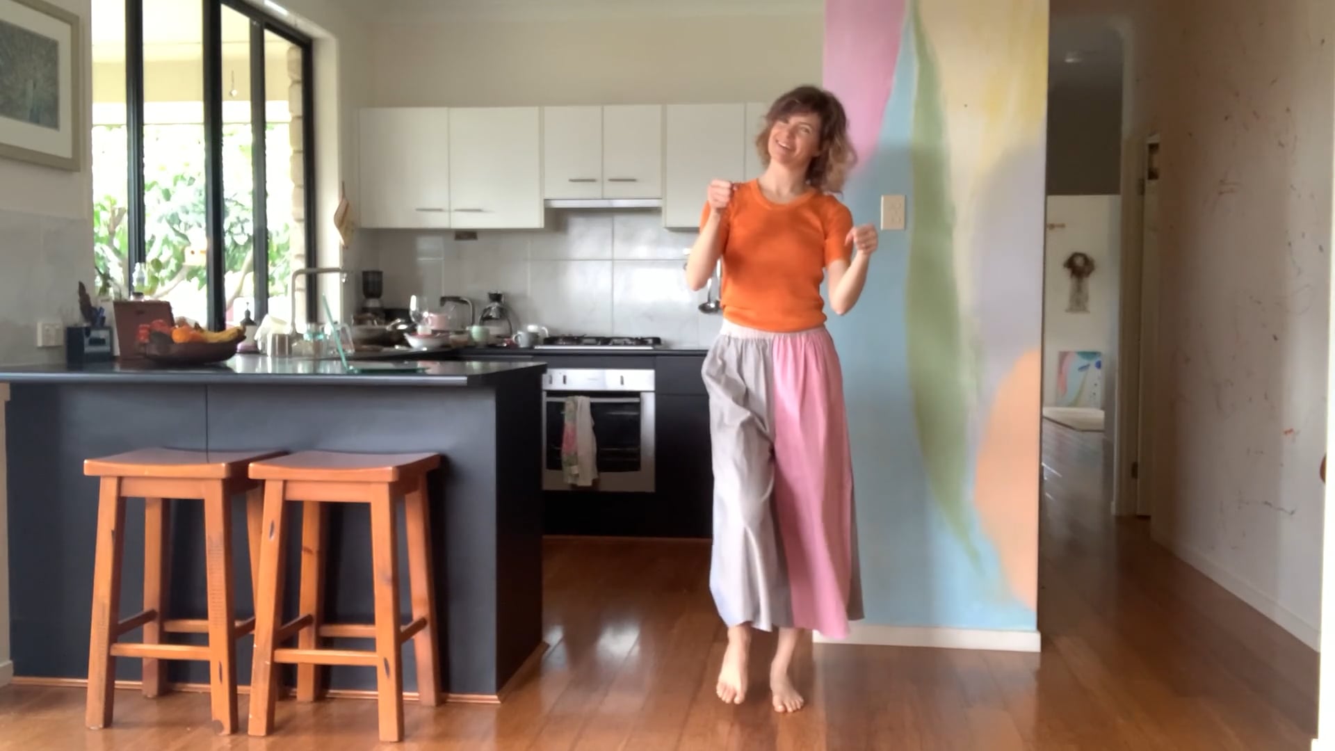 Neighbours theme song! 80s dance warm-up with Marissa on Vimeo