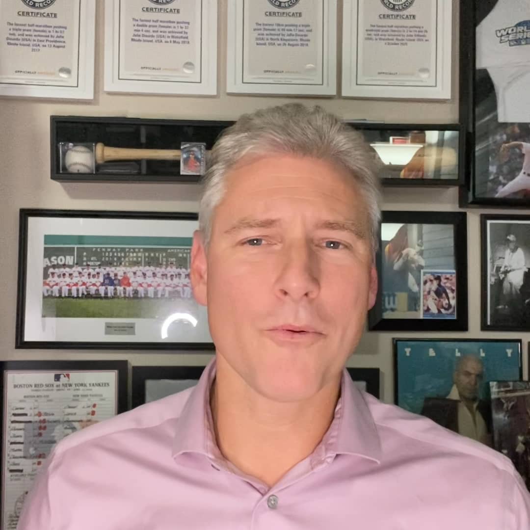 Red Sox Legend Lenny DiNardo Cheers on Team BIDMC in Heart Walk on Vimeo
