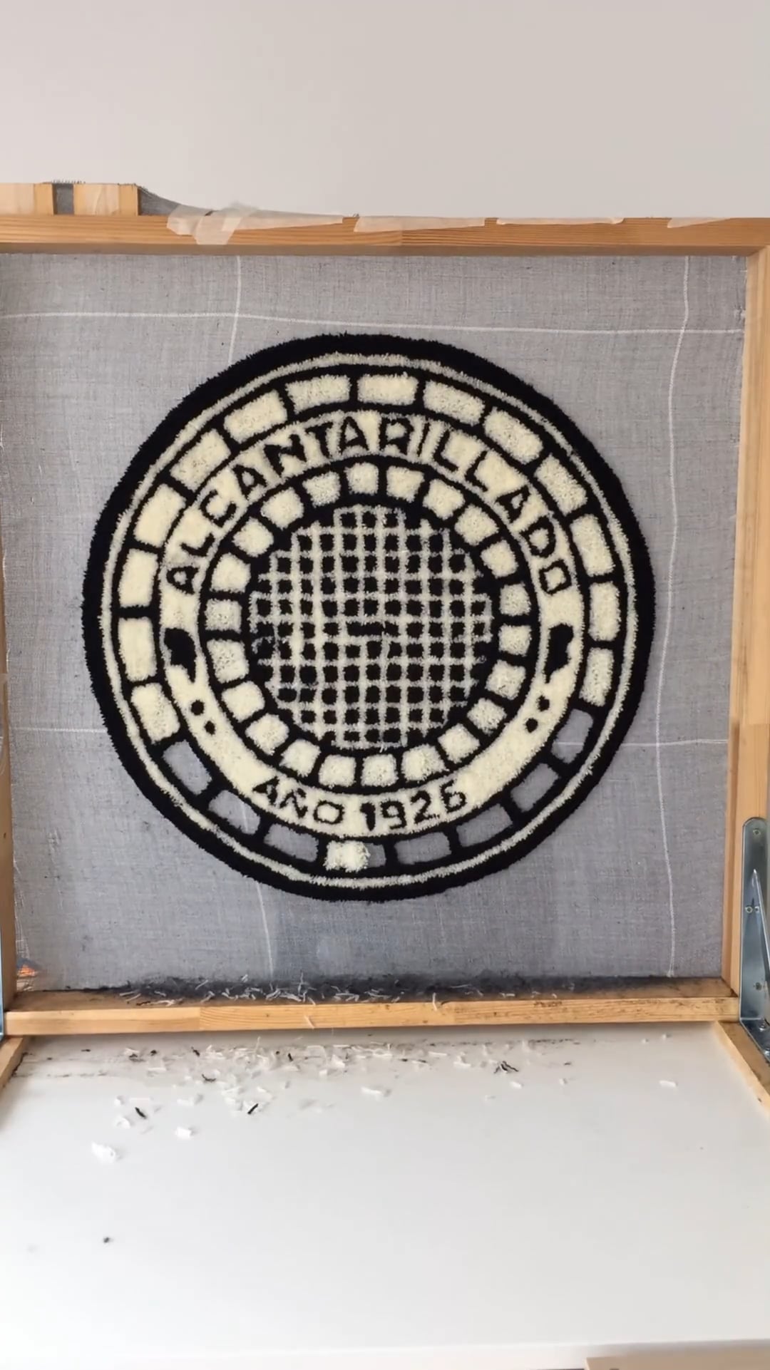 Tufting Another Manhole Cover Rug on Vimeo