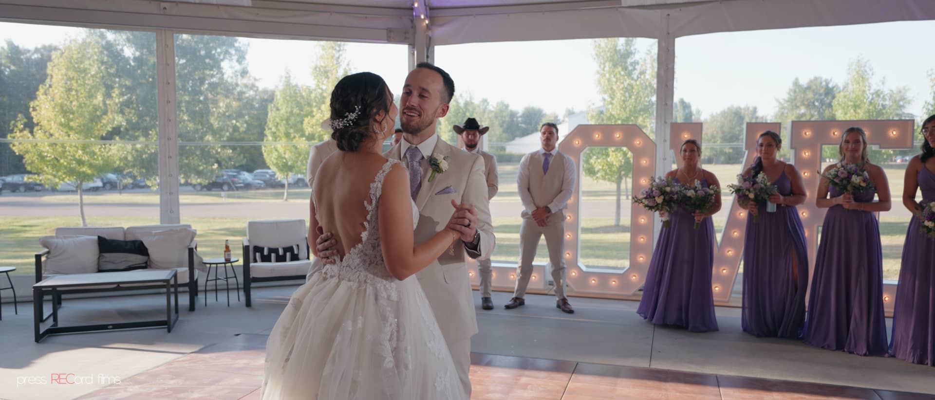 Carly & Alex's First Dance on Vimeo