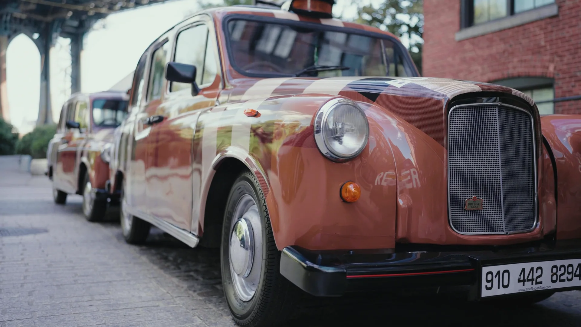 Burberry - NYFW British Taxi Takeover on Vimeo