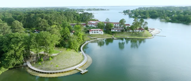 The Tides Inn Irvington