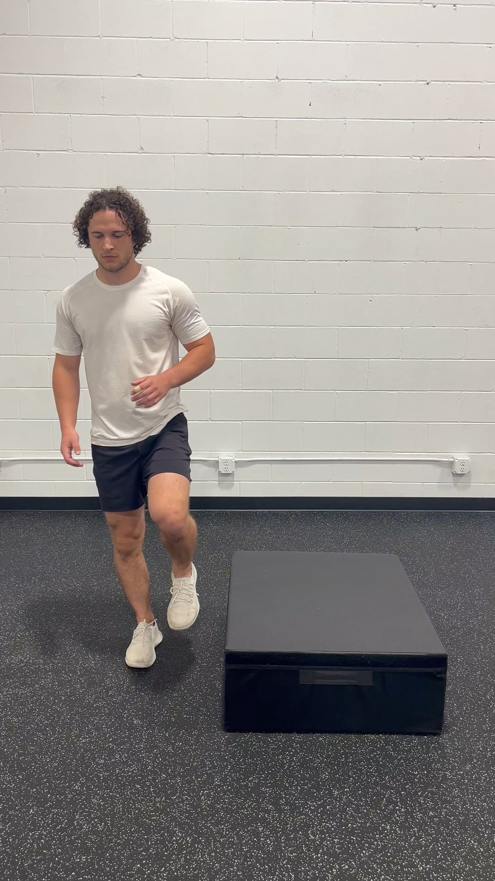 Single Leg Lateral Box Jump on Vimeo