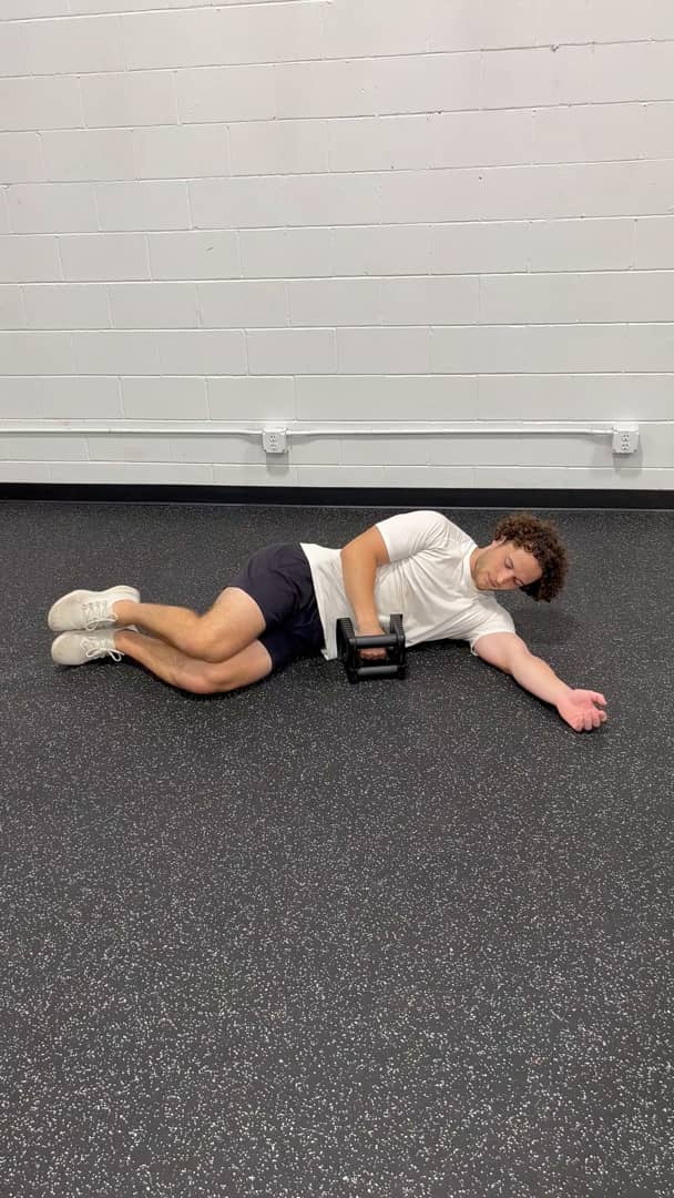 Dumbbell Side Lying Shoulder External Rotation on Vimeo