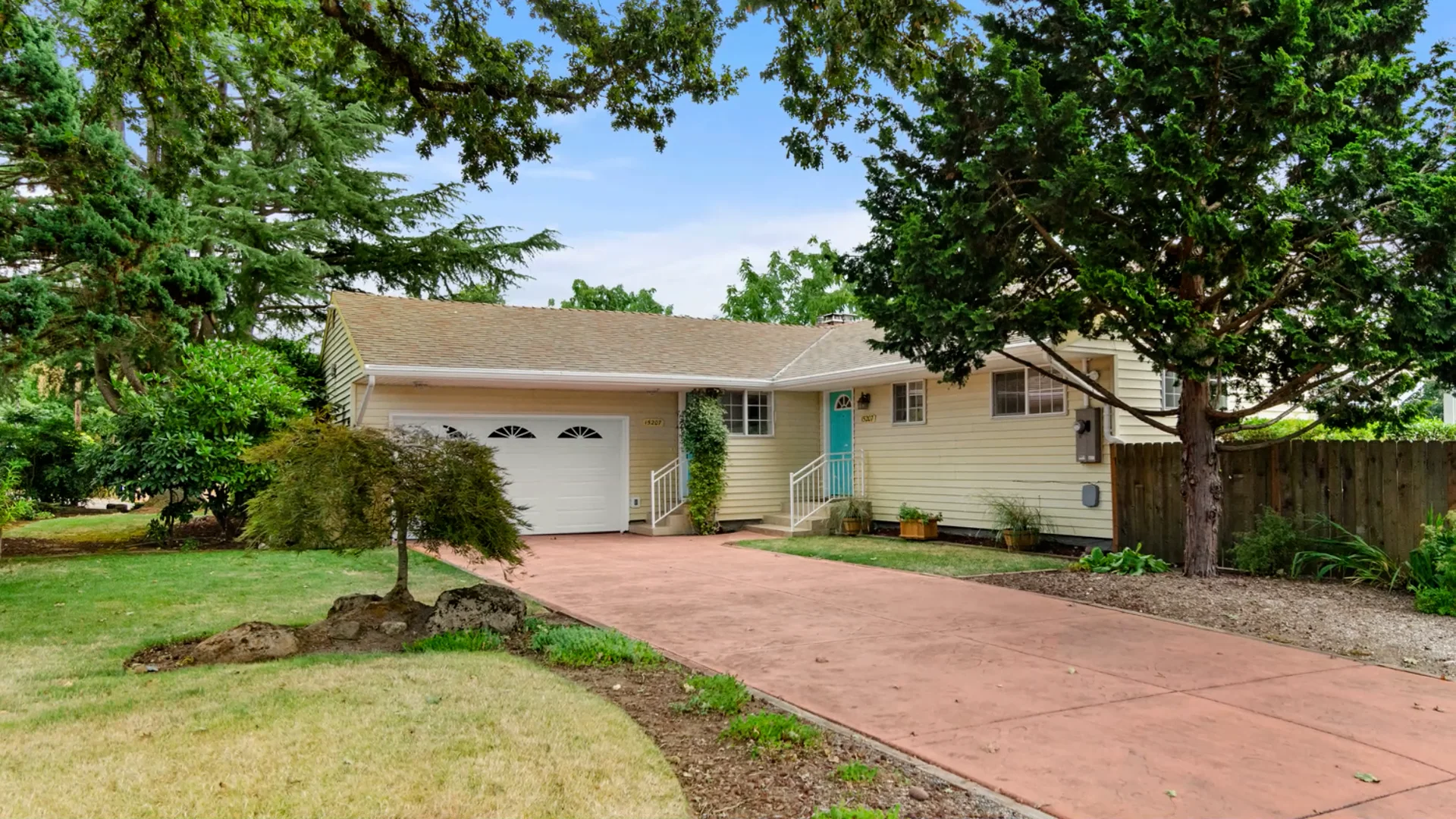 15207 SE Oatfield Rd. on Vimeo