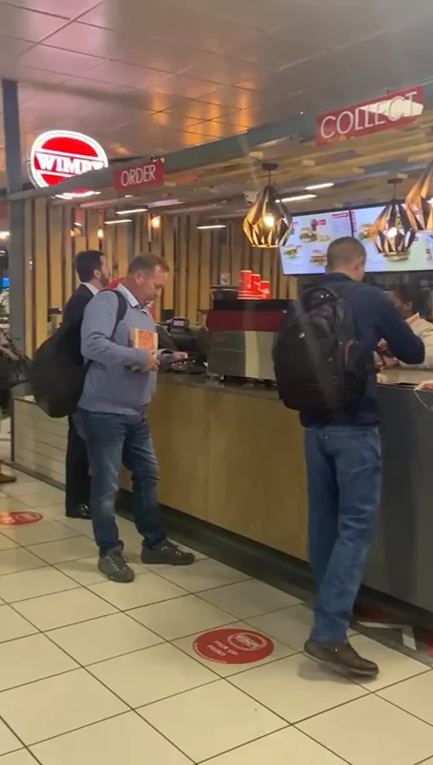 wimpy number of staff at 440am.mp4 on Vimeo