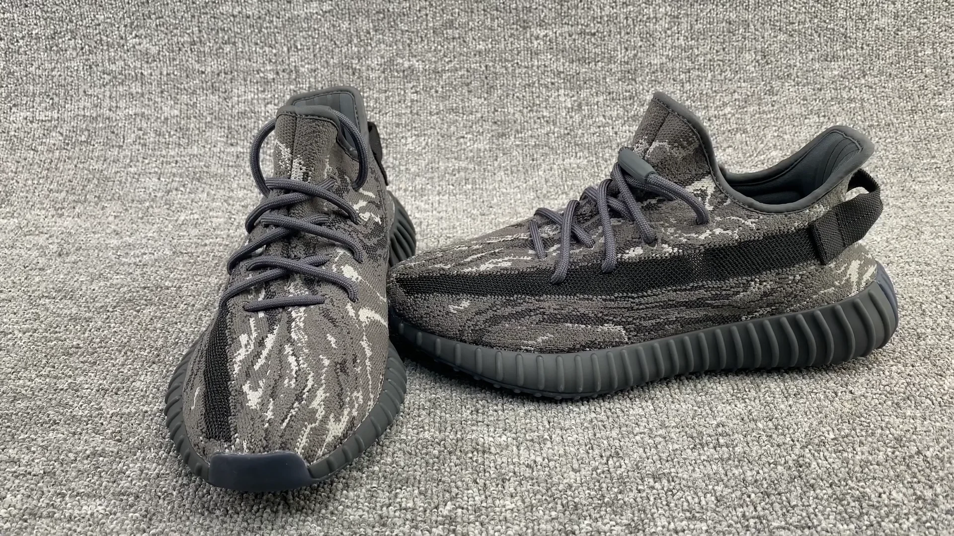 ID4811 Adidas Yeezy Boost 350 V2 MX Grey