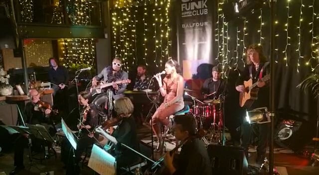 Brand New Heavies w Strings on Vimeo