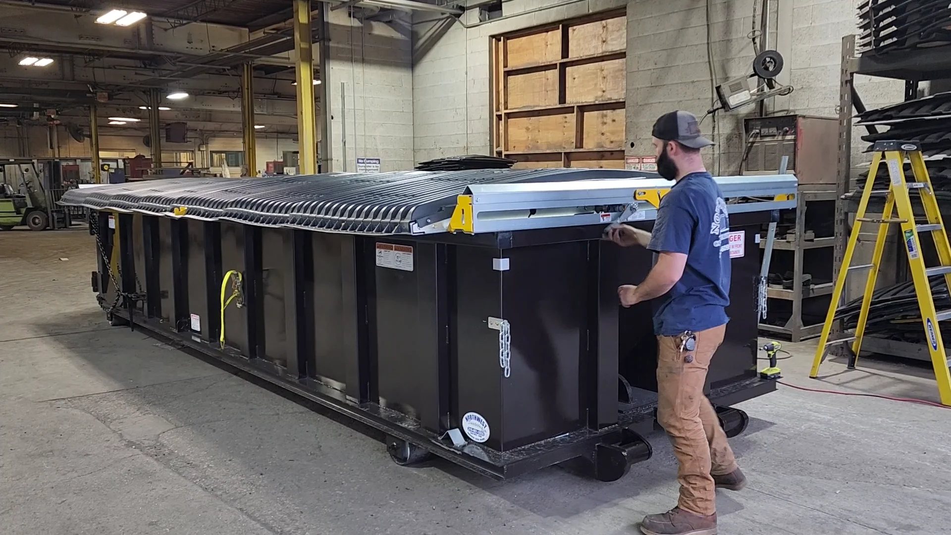 Roll Off Lid System from Cardoza Waste Parts Nation.mp4