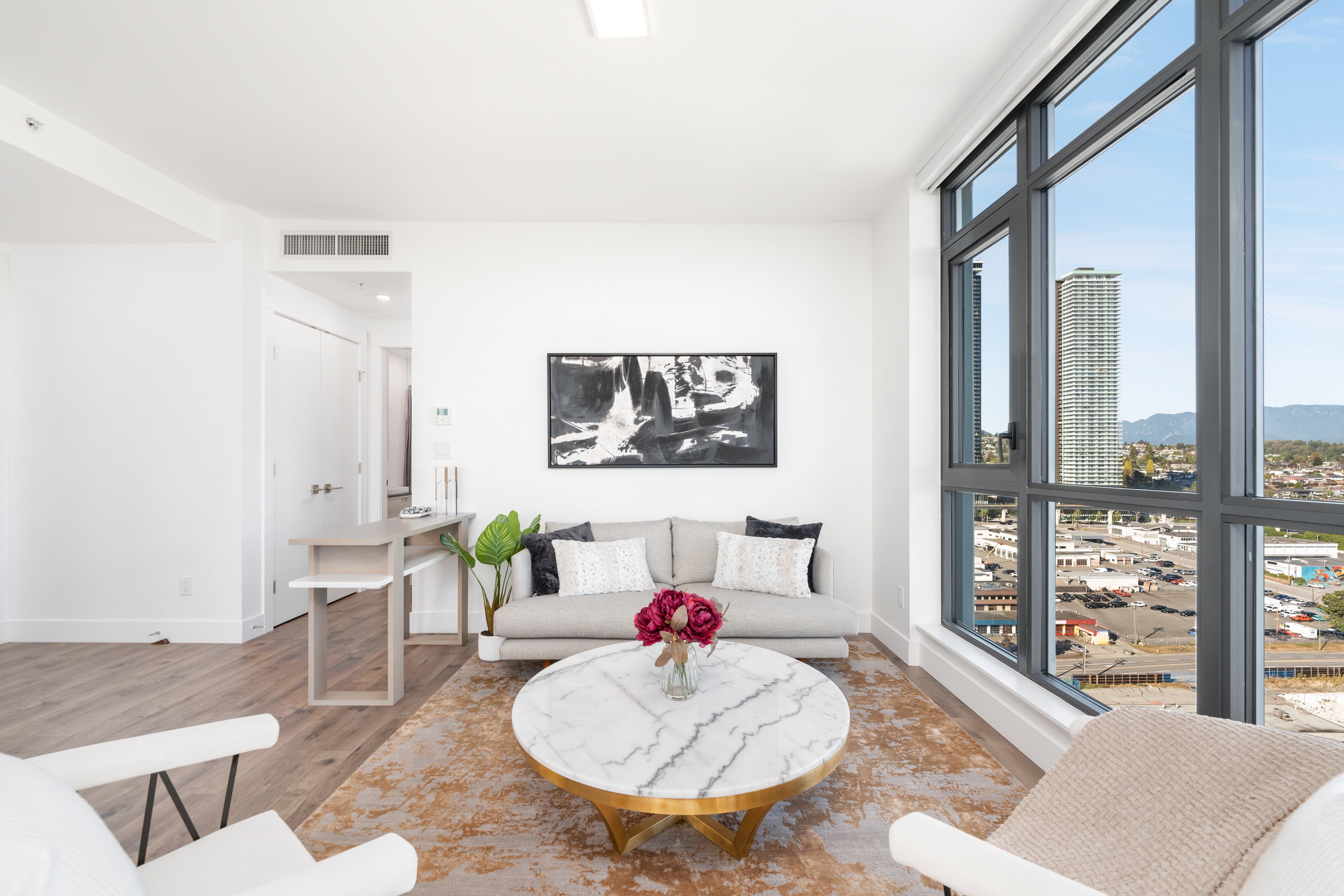 Sammy Tseng 2103 - 4488 Juneau St