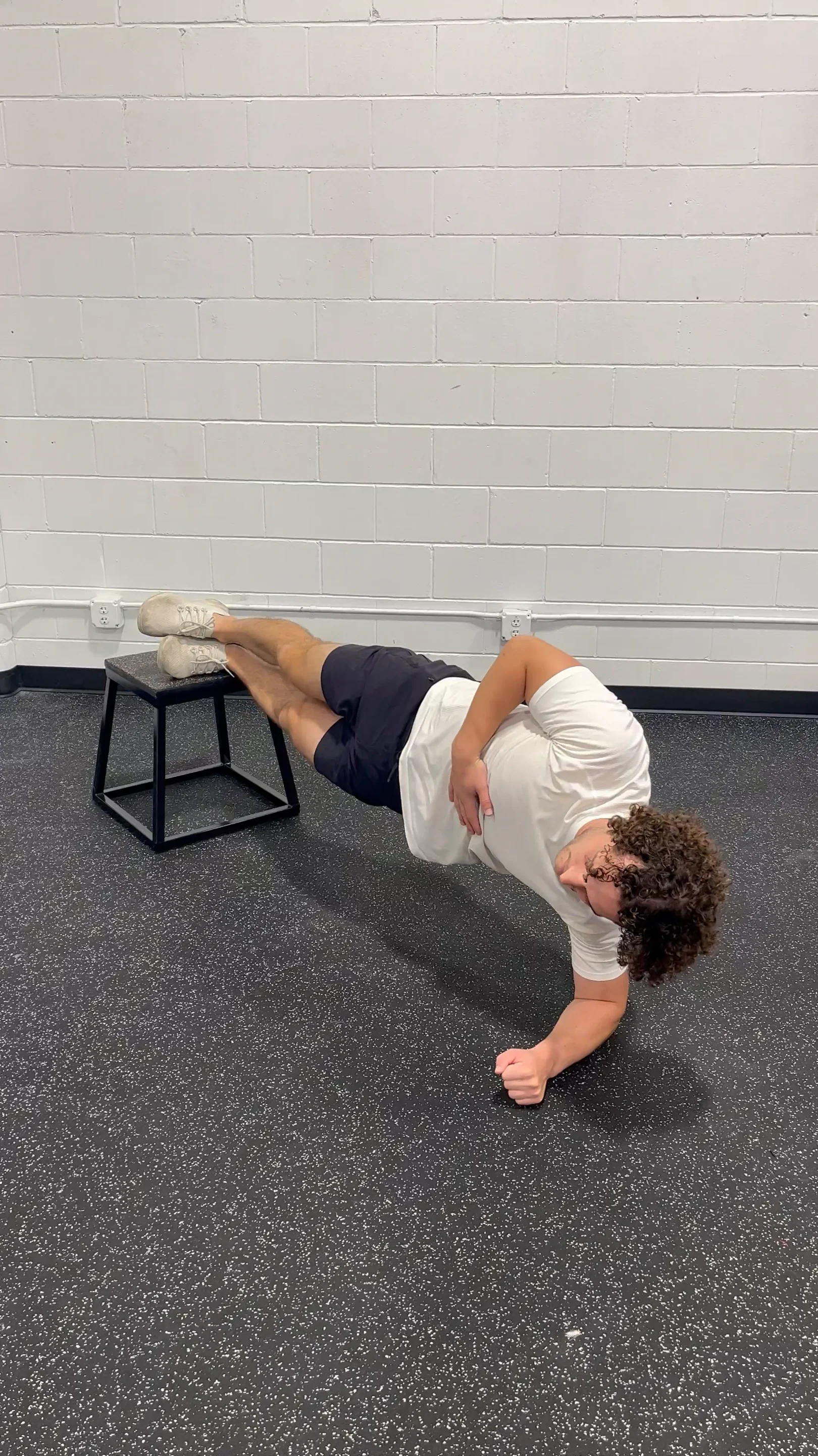 Bottom Leg Bunkie Side Plank on Vimeo