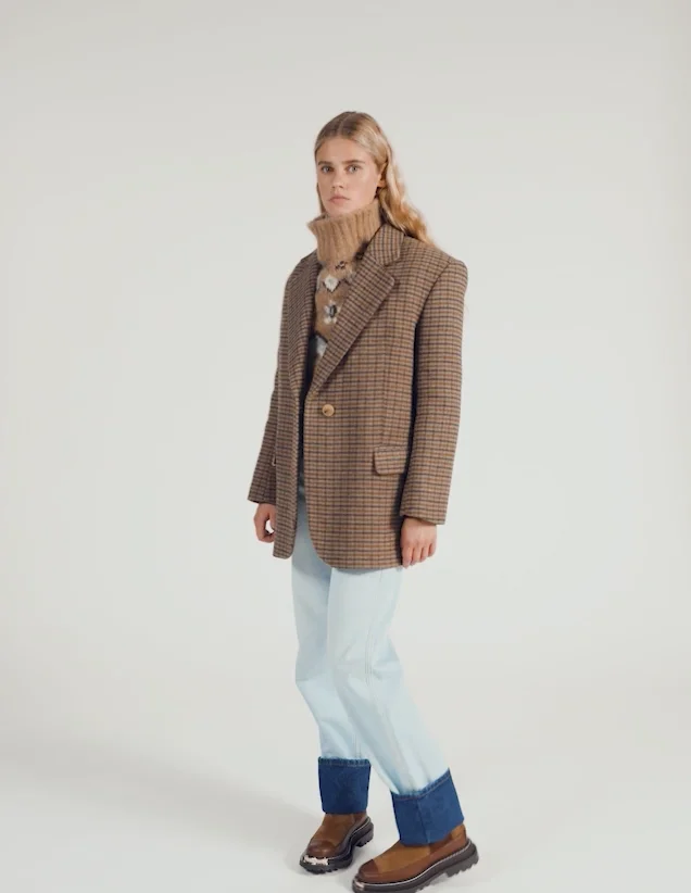 Sandro_SFPVE00746-G023_H_V on Vimeo