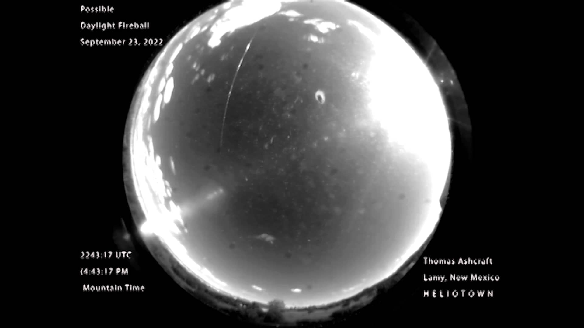 Possible Daytime Fireball Over New Mexico Sep 23 2022 22.43.23 UTC on Vimeo