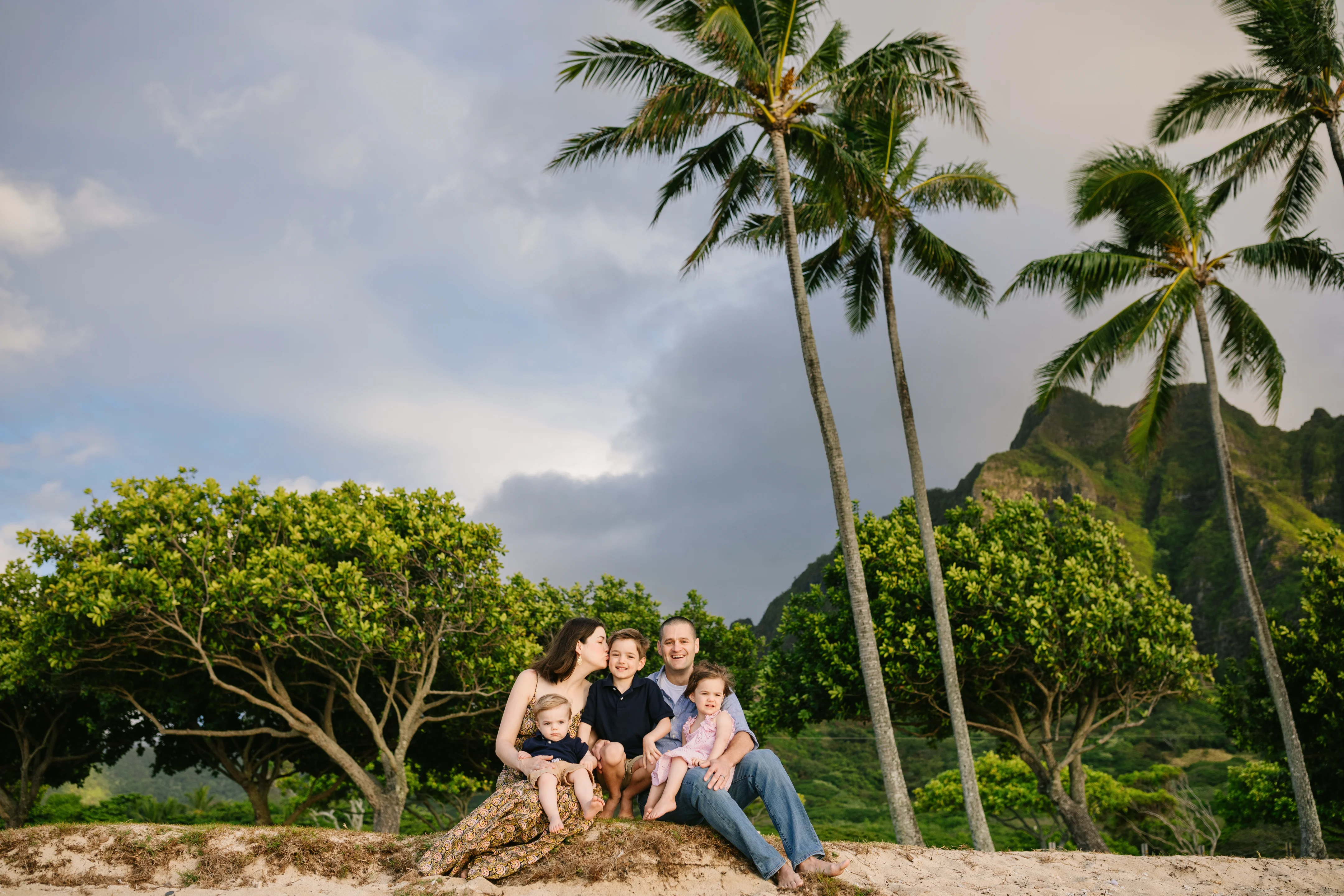Hawaii Family Films - Family Beach Day at Kualoa on Vimeo