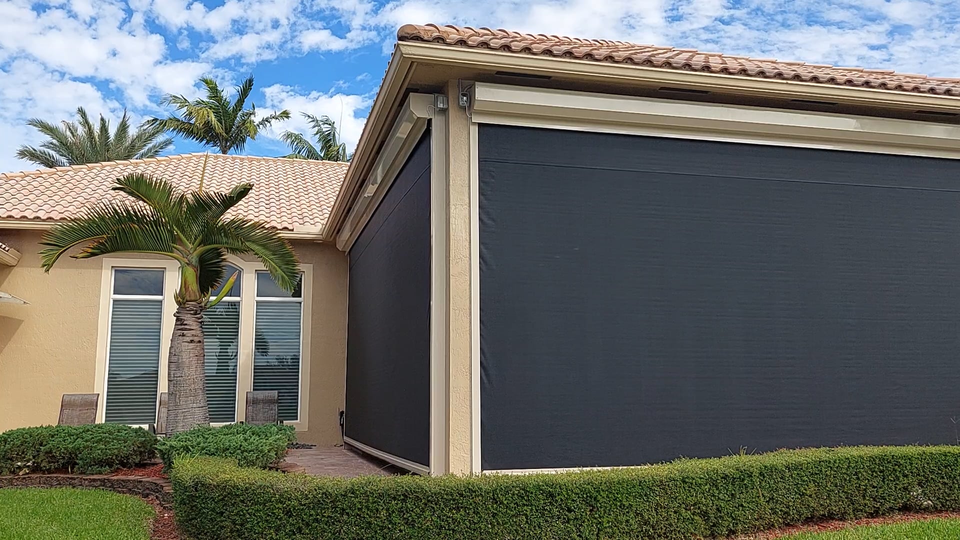 Sunshades Florida - Motorized Patio Screens - Boca Raton, Florida
