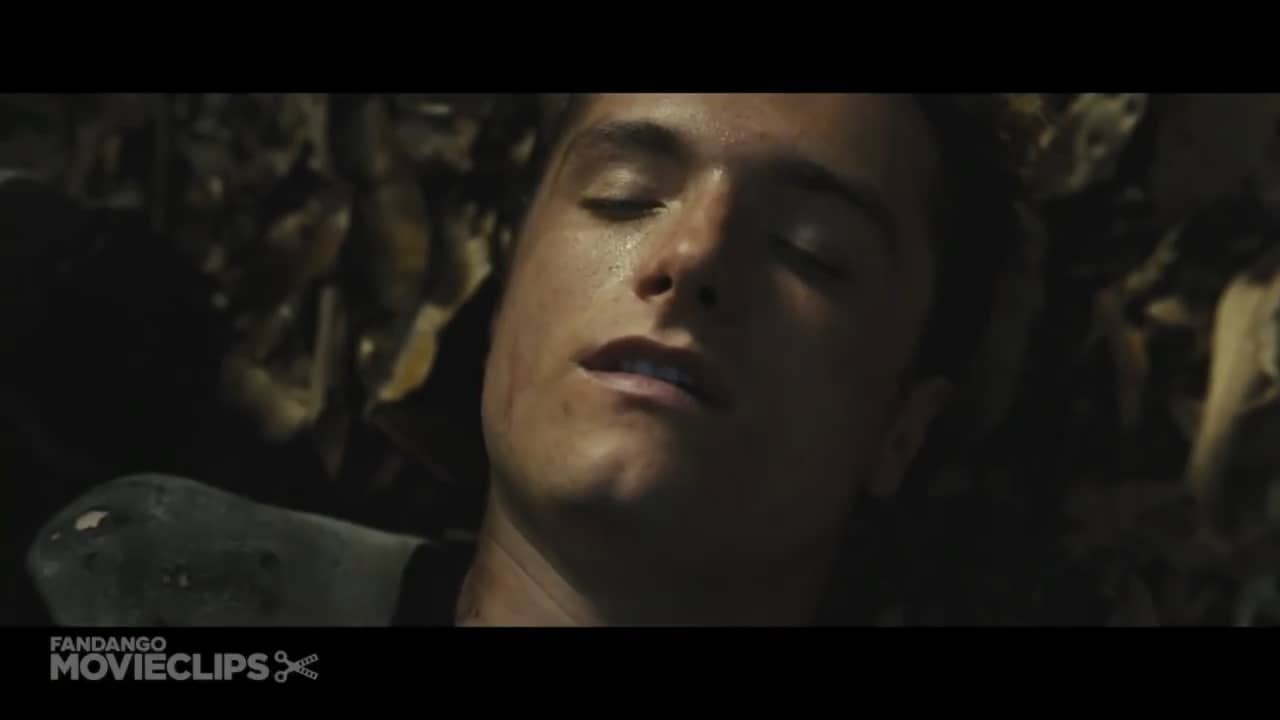 The Hunger Games Catching Fire (812) Movie CLIP - Peeta Hits the Forcefield (2013) HD ...