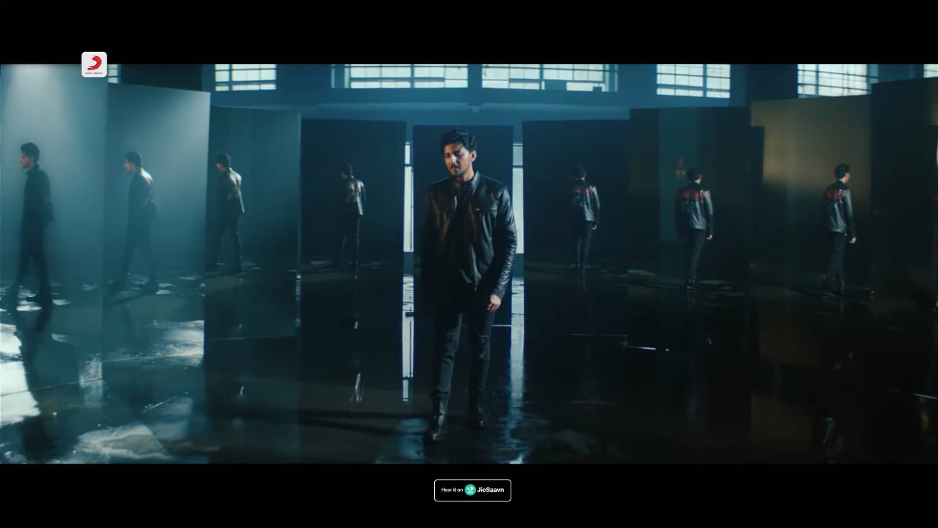 Baarishon Mein - Darshan Raval Music Video on Vimeo