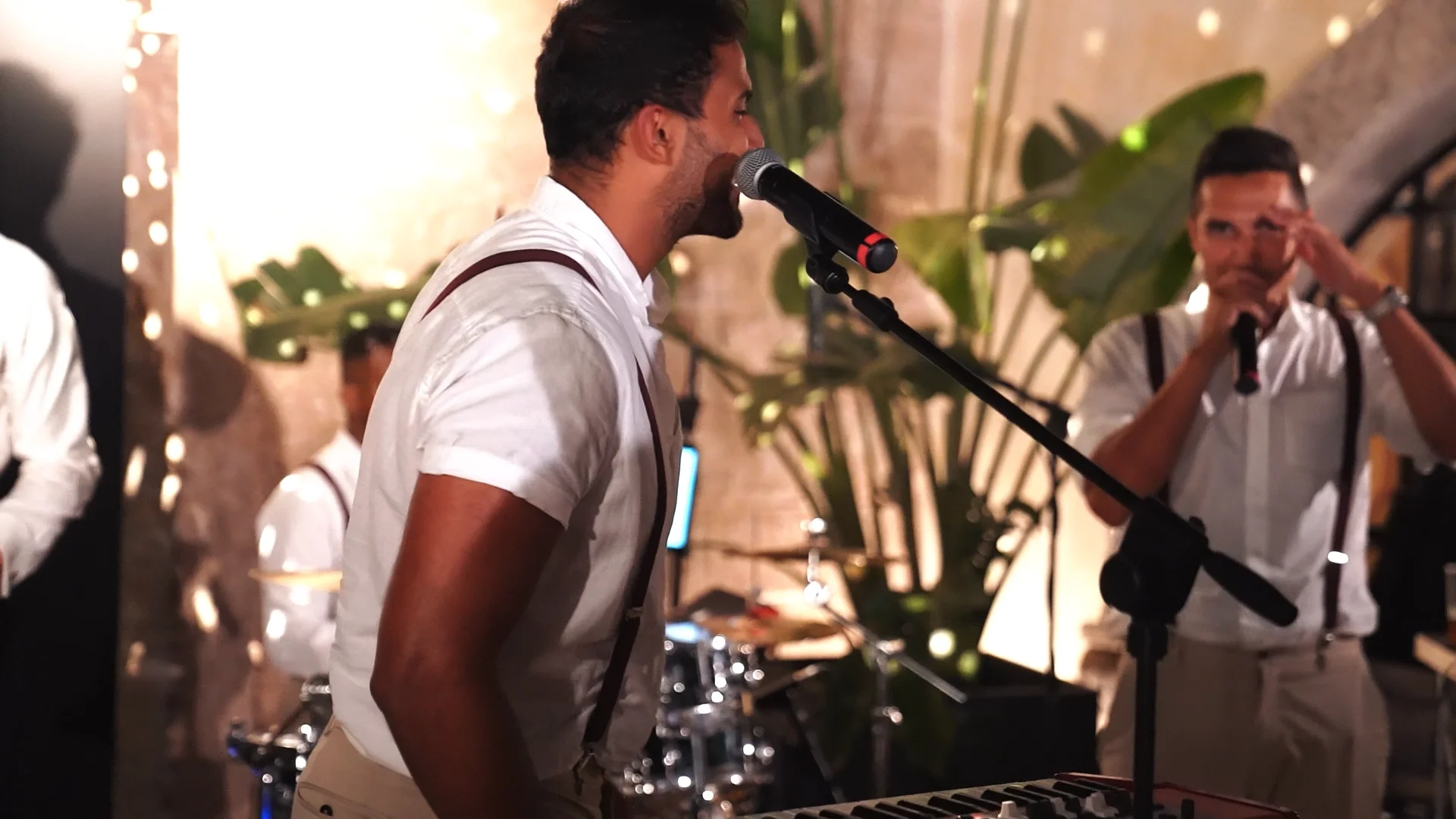 Courtier Music - Puglia gig.MP4 on Vimeo