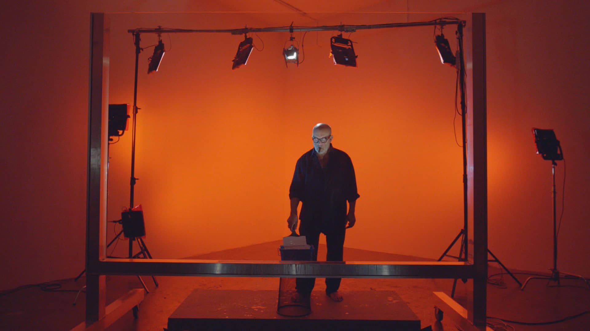 Separador RTP2 - Pedro Cabrita Reis on Vimeo