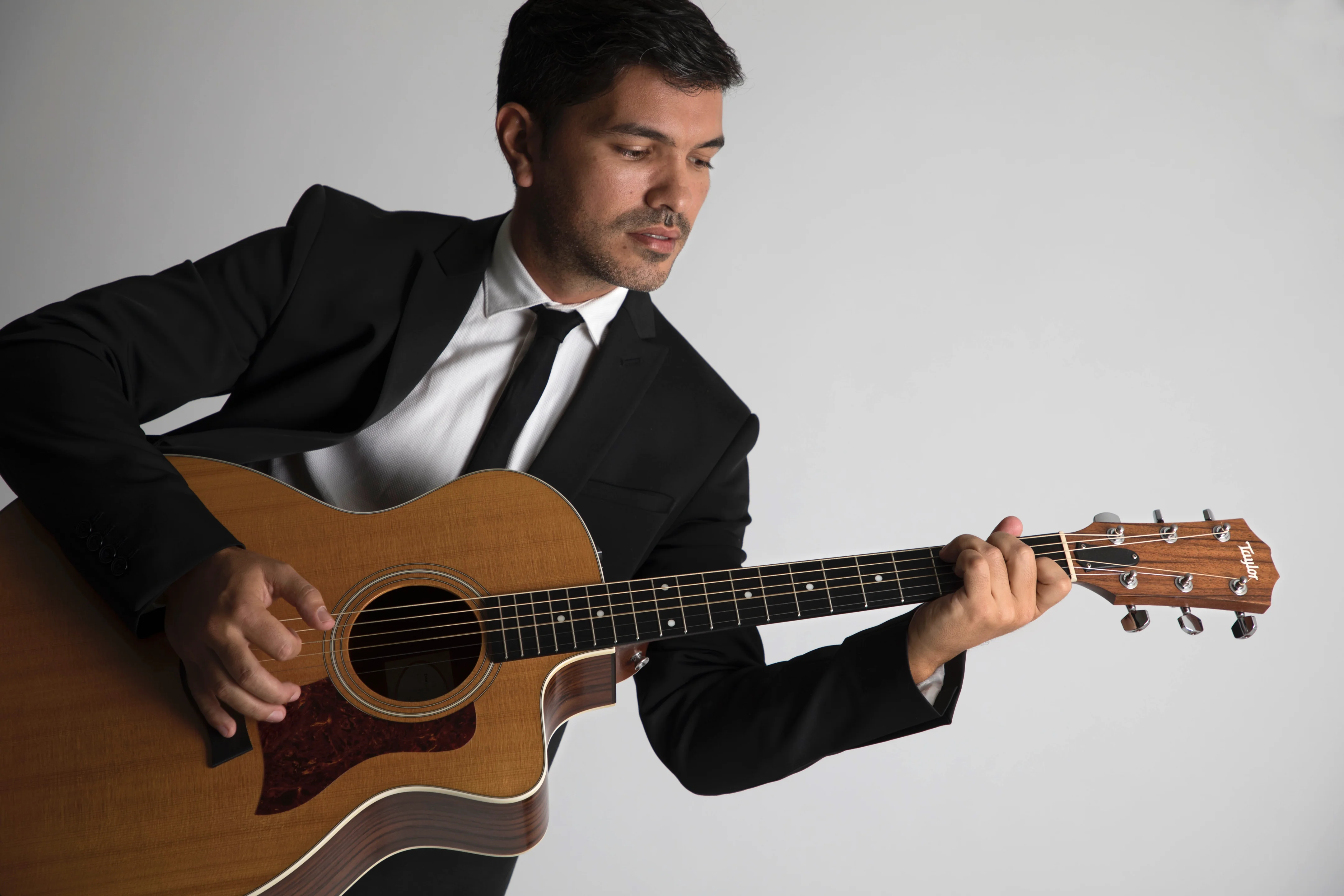 Singer guitar player #4