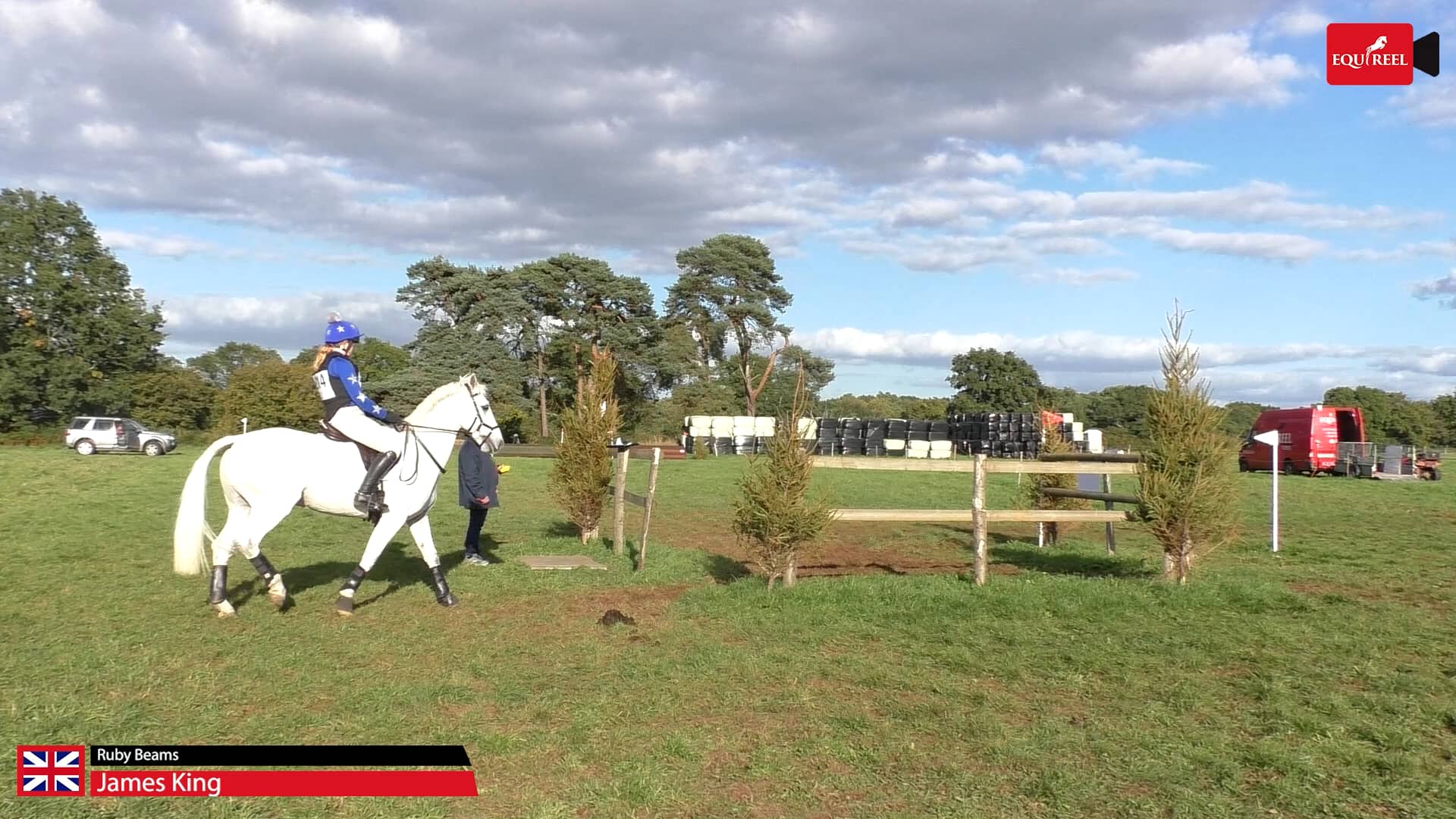 EQUIREEL 214 Ruby Beams & James King at MUNSTEAD HUNTER TRIALS OCTOBER ...