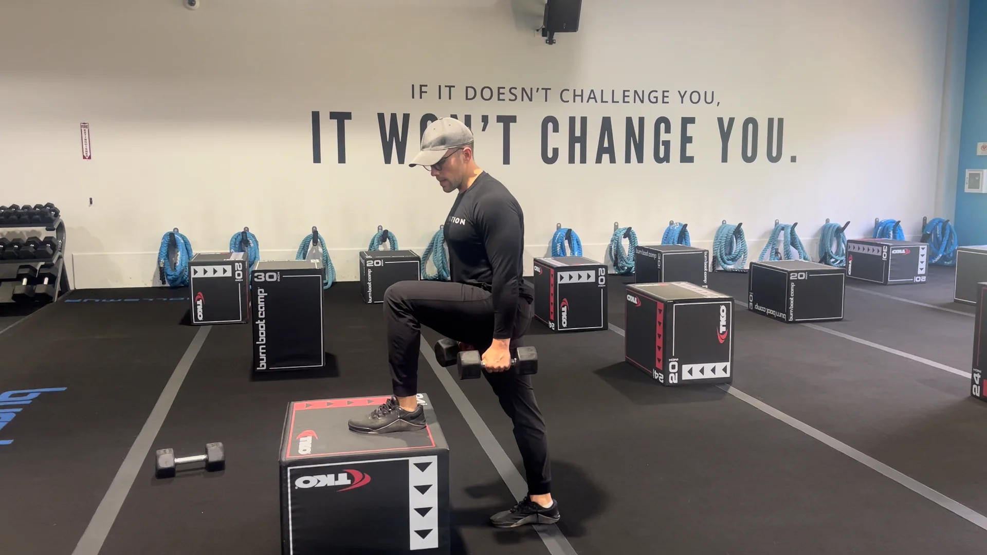 Soft Box Weighted Single Leg Step Up on Vimeo