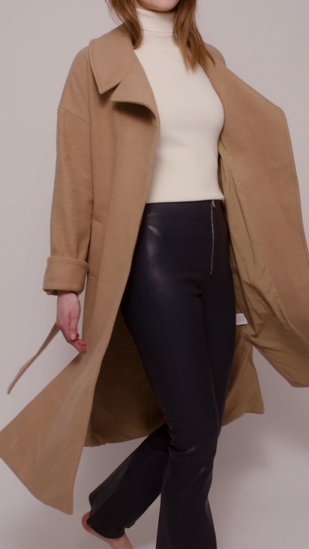 Adele coat (beige)2 on Vimeo