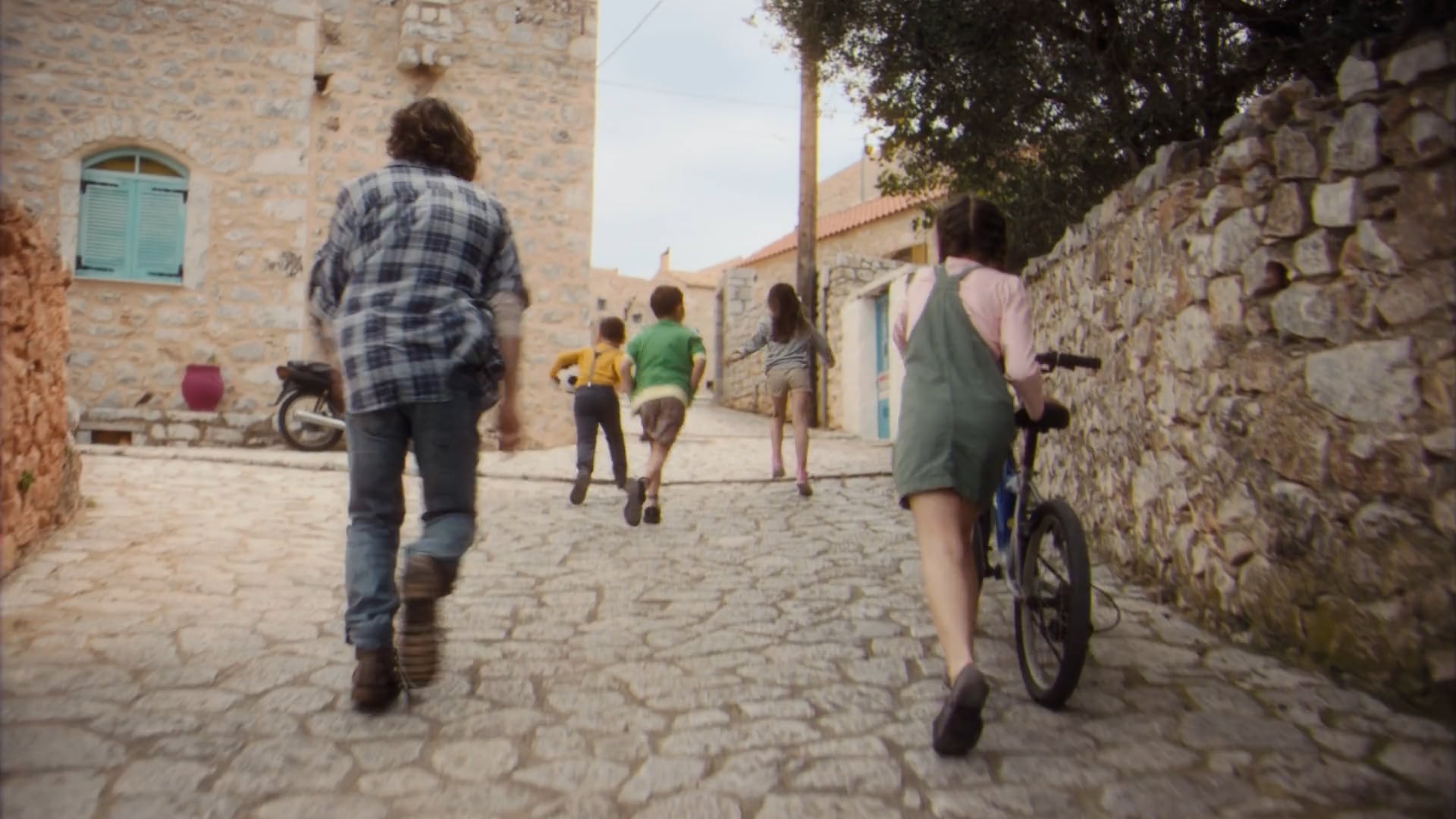 PATROS - Helena on Vimeo