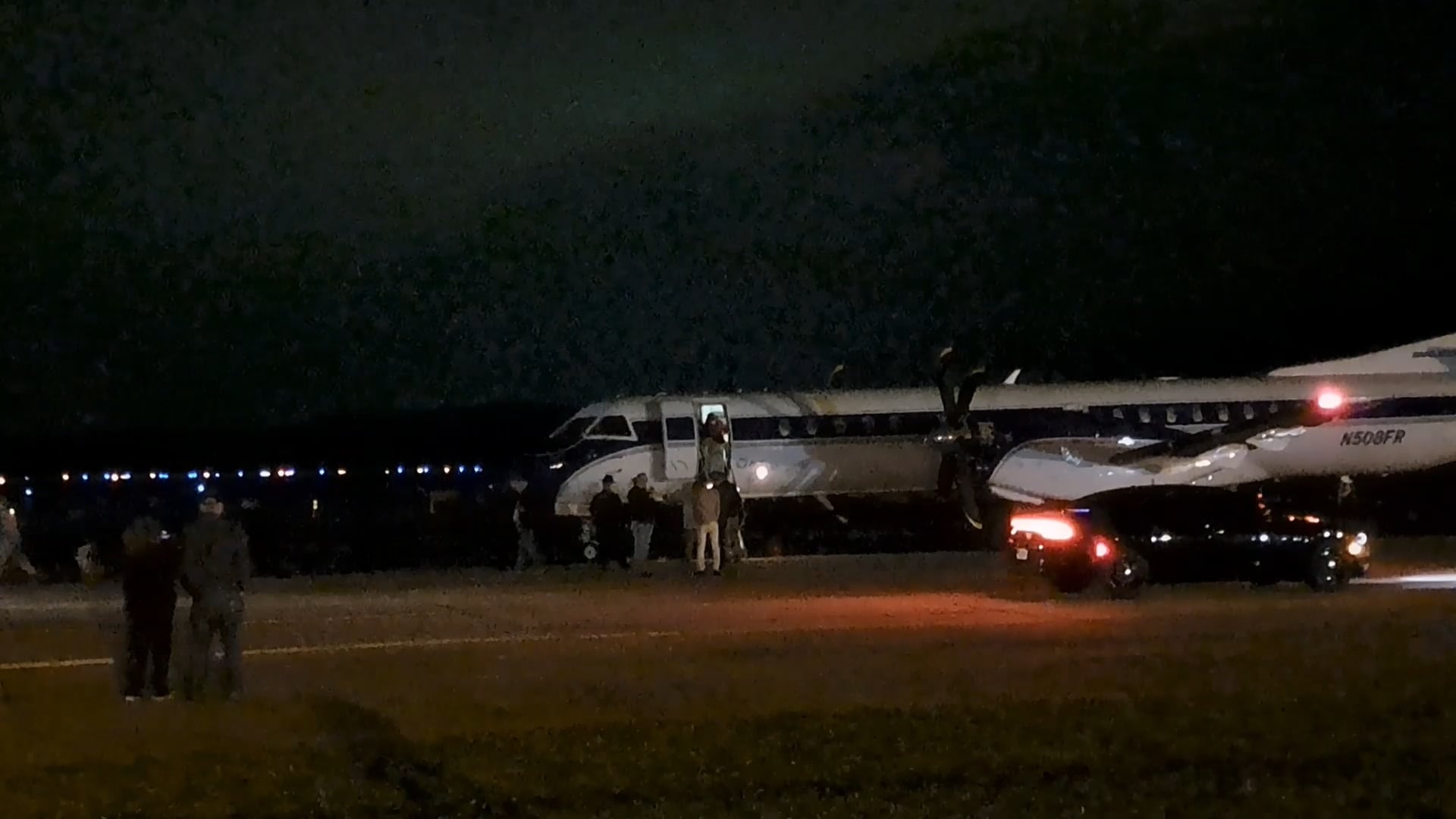 Immigrants Getting Off Plane Orange Co Ny Airport Mp4 On Vimeo