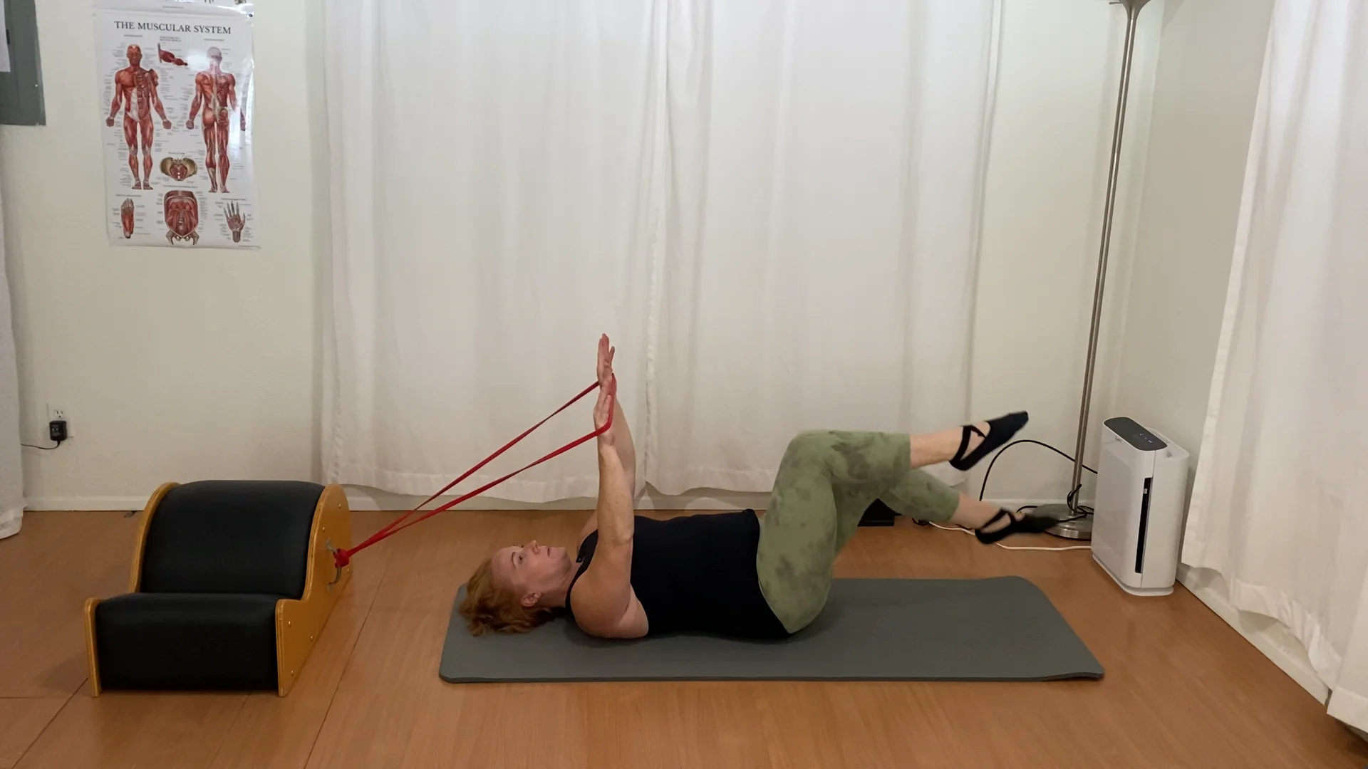 Exercise Demo - Mid back Series w/Band on Vimeo