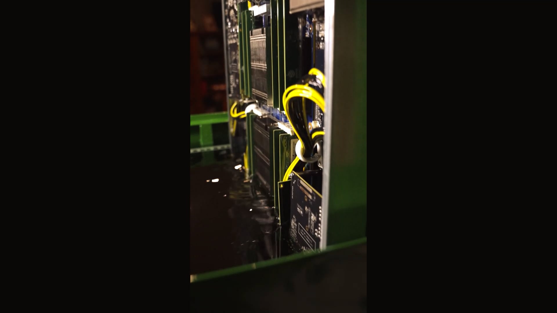 Immersion Cooling Servers