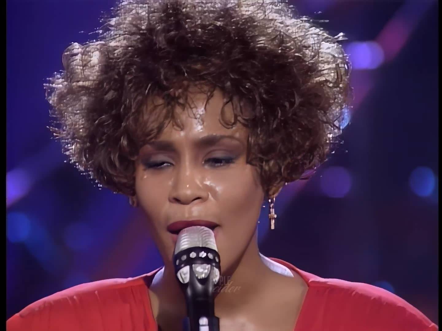 Whitney Houston - All The Man That I Need Live at Welcome Home Heroes ...