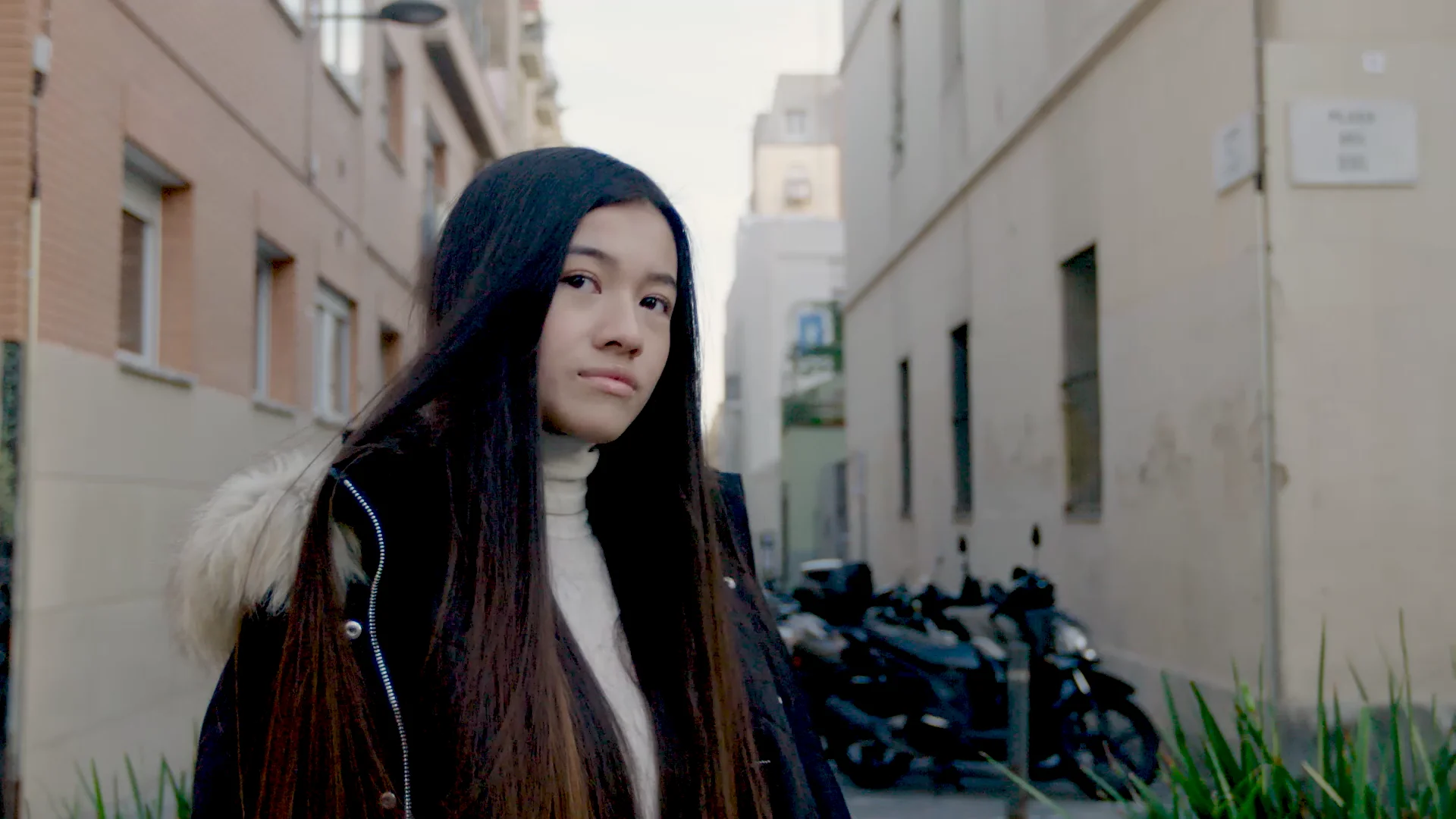 Watch How to create natural-looking light anytime, anywhere Online ...