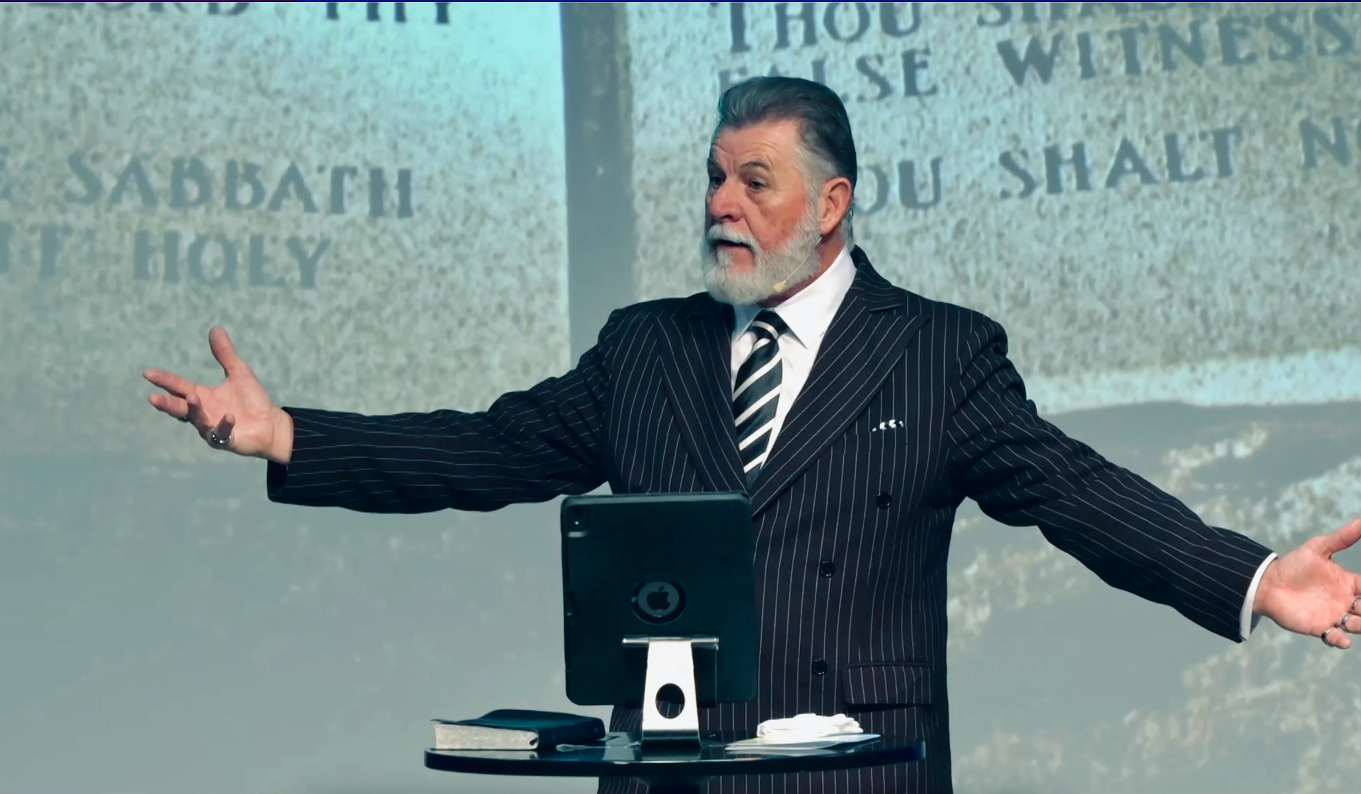 Ambition // Week 4 // October 23, 2022 // Lead Pastor Dr. Phil ...