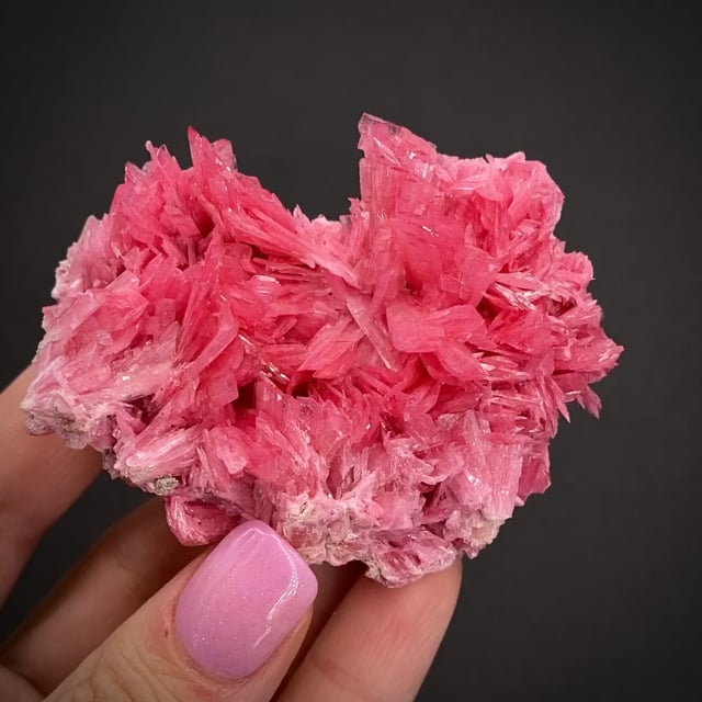 Rhodonite - PERU22-18 - San Martin Mine - Peru Mineral Specimen