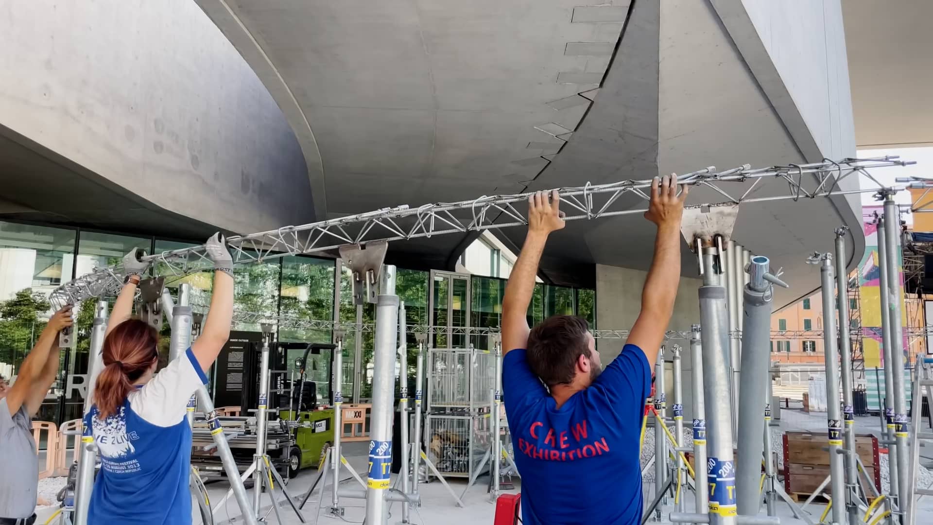 KnitNervi - actively-bent, knitted formwork for ribbed concrete shells ...