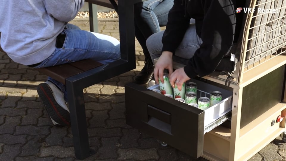 Chair with Integrated Refrigerator | VKF Renzel