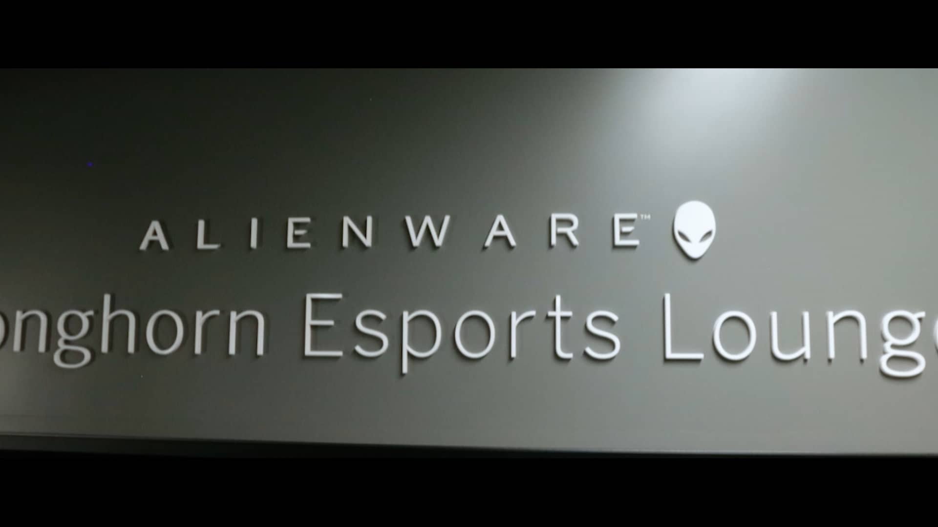 Alienware Longhorn Esports Lounge on Vimeo