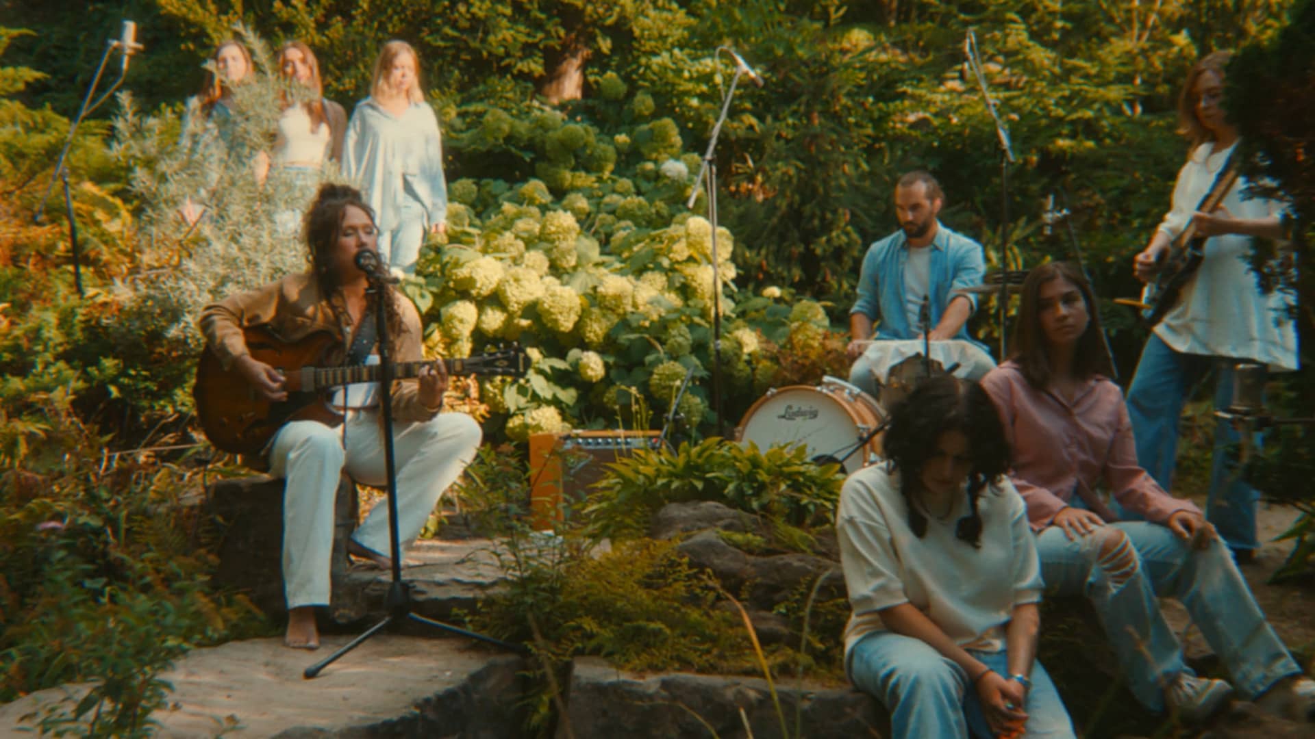 Open Arms - Ruby Waters (Live Performance) on Vimeo