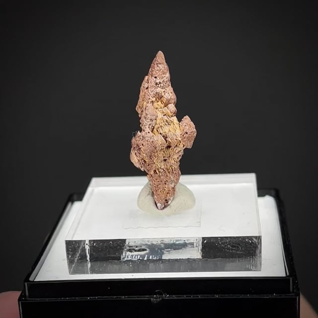 Rutile ps. Anatase | Anatase-rutile occurrence, Cuiabá, Gouveia, Minas ...