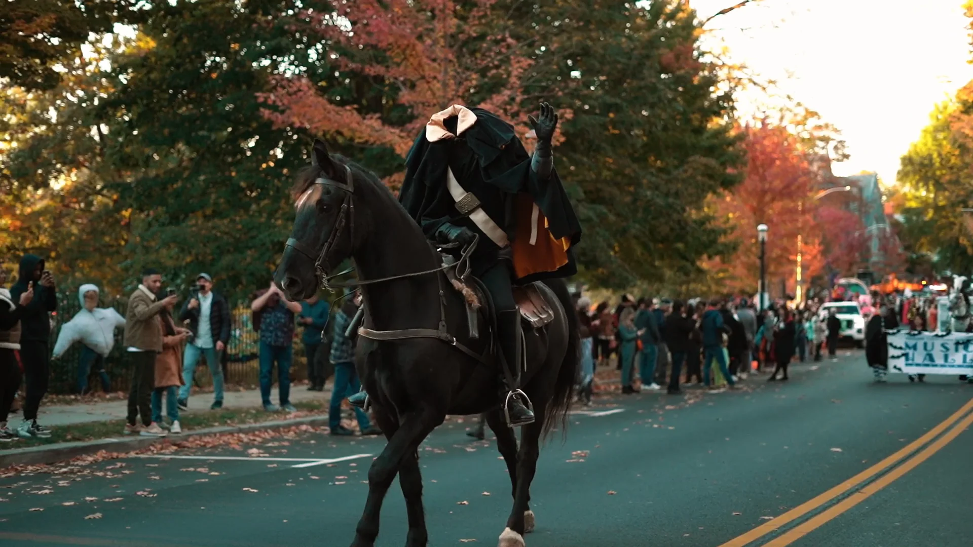 HALLOWEEN PARADE.m4v on Vimeo