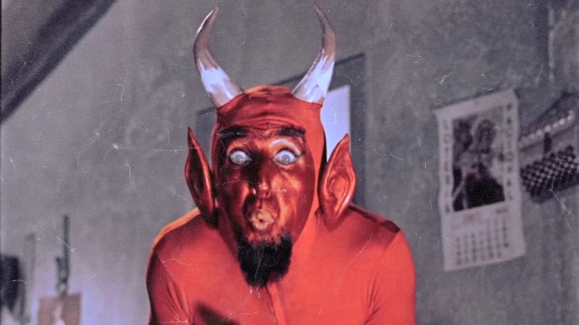 Watch The Mads Are Back: Santa Claus Vs. The Devil (With Special Q&A Guests Andy Kindler & J ...