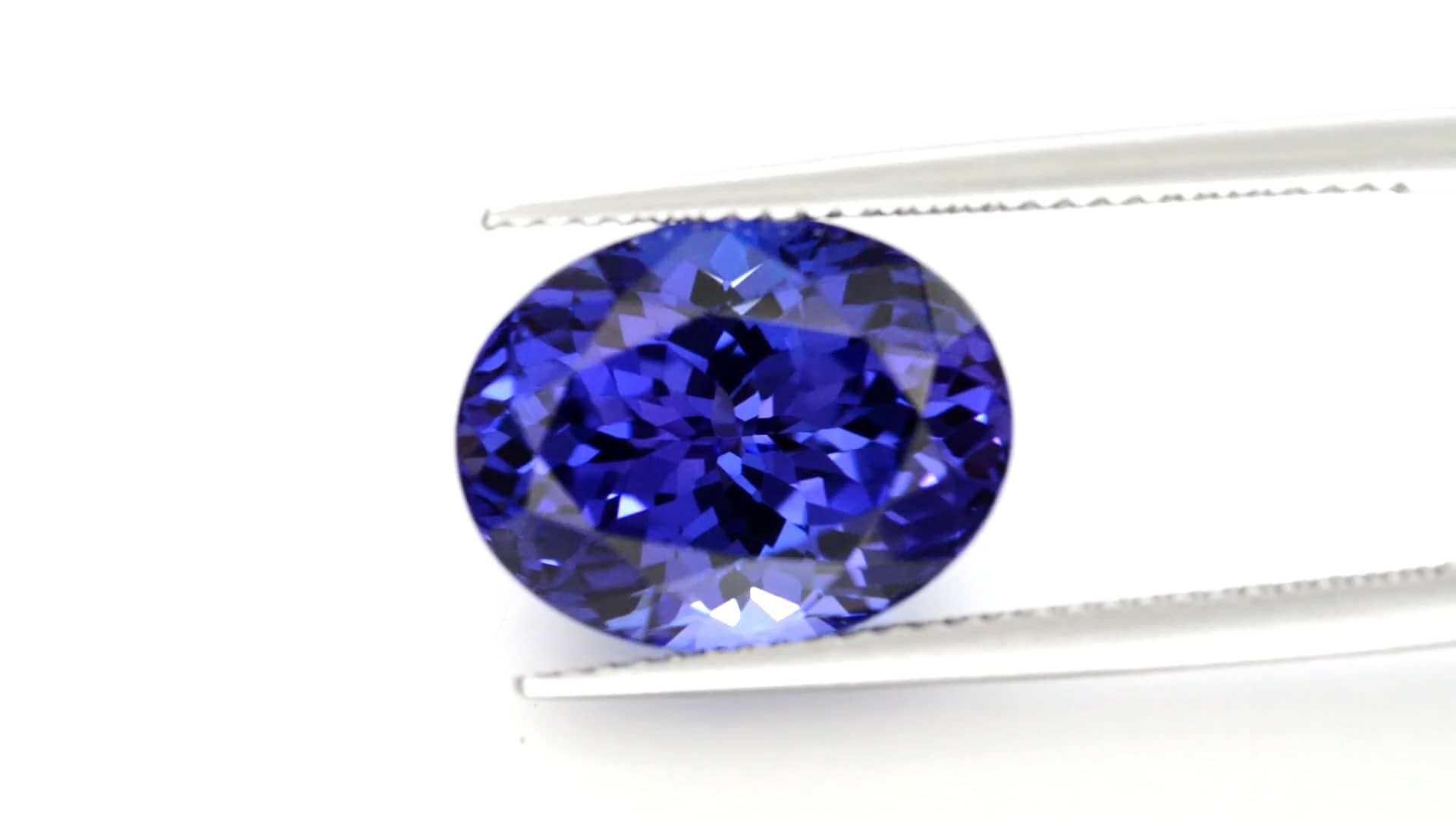 Natural Tanzanite Oval, 8.520 CTS (ytz384aj) on Vimeo
