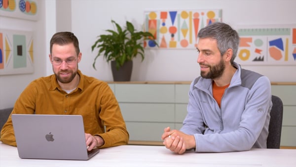 Staggered Animations - Swift Talk - objc.io