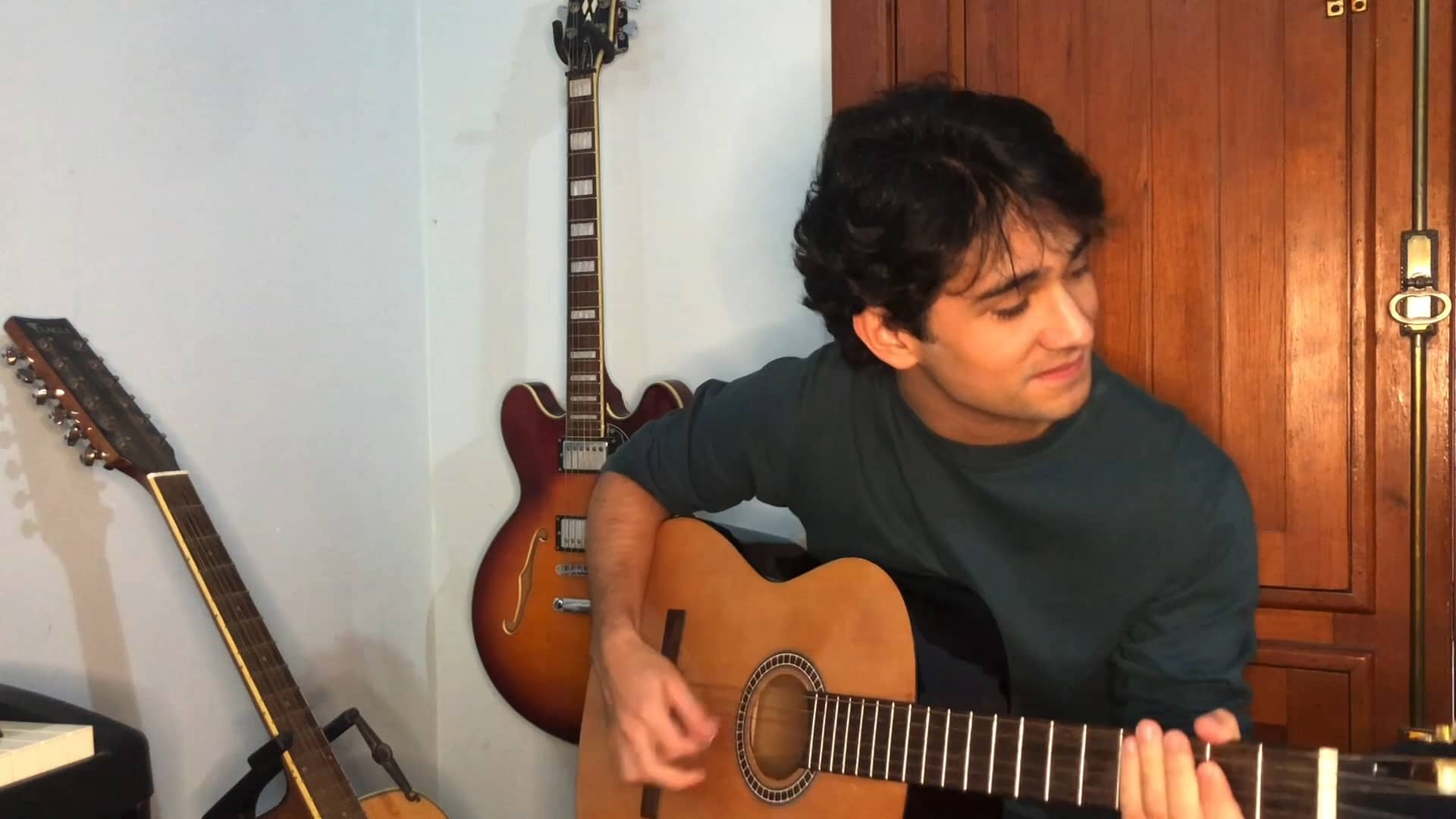 Rafael Gevú Vídeo Musical.mp4 on Vimeo