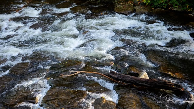 Cascade River Splash - Free video on Pixabay